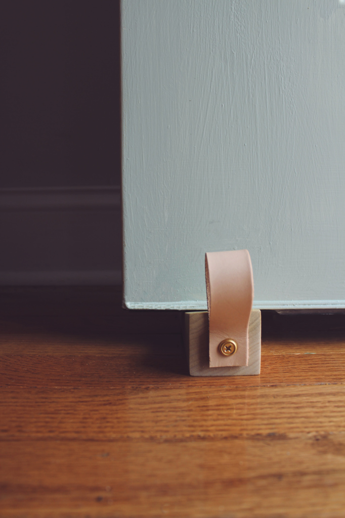 DIY Leather Door Wedge - Home Made by Carmona