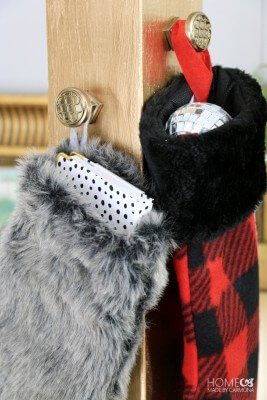 DIY Holiday Stocking Post - Home Made by Carmona